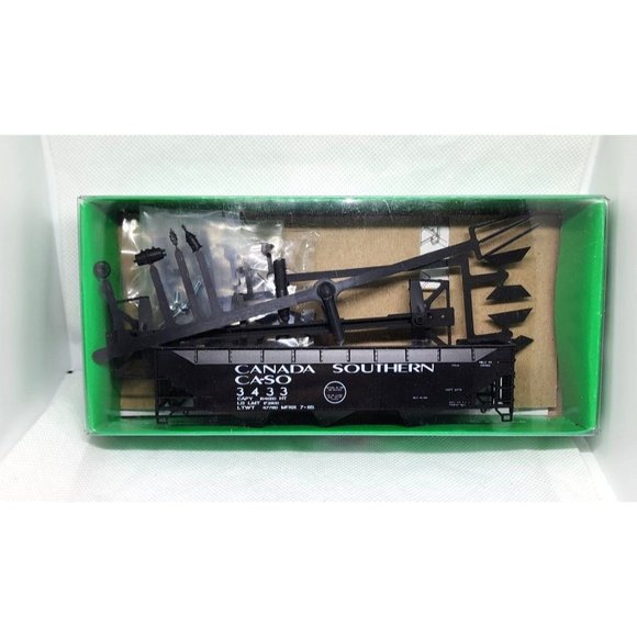 Bowser | Toys | Bowser 7 Ton Offset Hopper Canada Southern Stewart ...